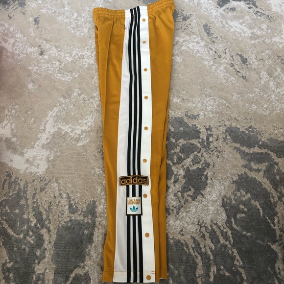 adidas Originals | Pants & Jumpsuits | Nwt Adidas Originals Girls Are ...